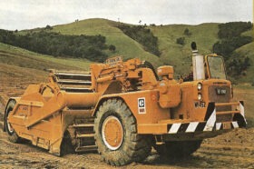 International-Harvester 175 track loader - Contractor Magazine